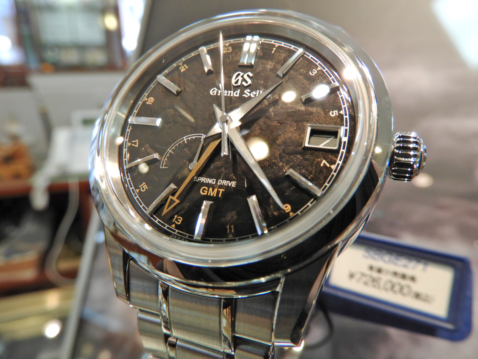 二十四節気をテーマに日本の美意識を体現する エレガンスコレクション。グランドセイコースプリングドライブGMTモデル SBGE271入荷しました ...